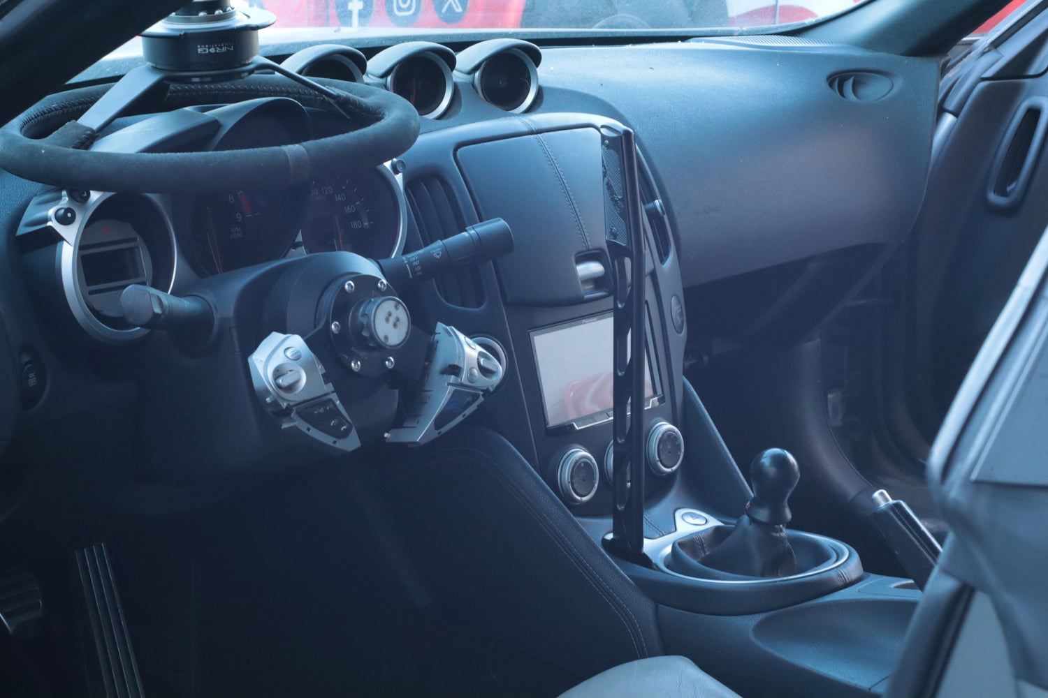 Henko 370z Hydro Mounting Bracket